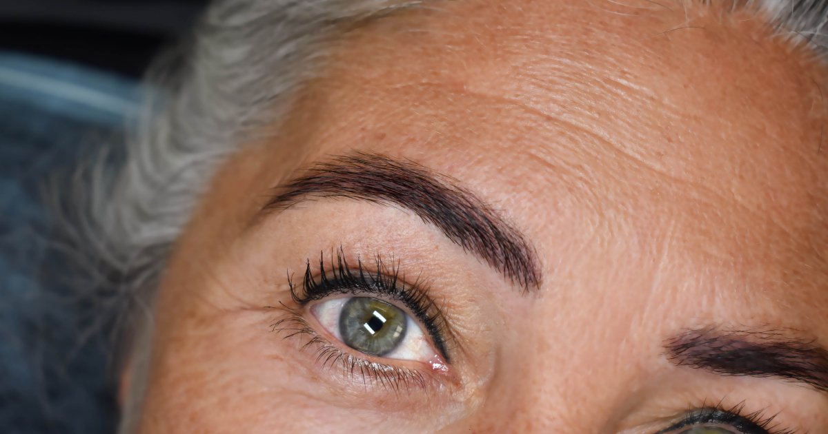 Brow lift: volle, strakke wenkbrauwen| The Color Studio